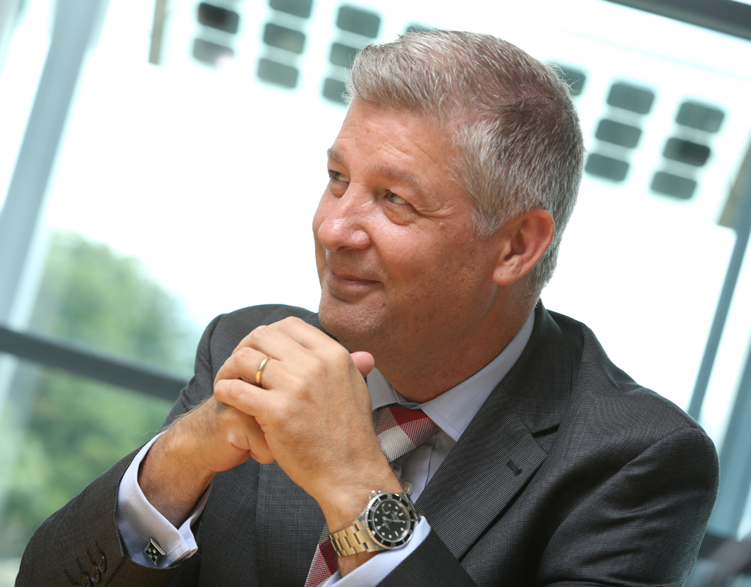 Negative equity: in decline, but still a major issue for many ...