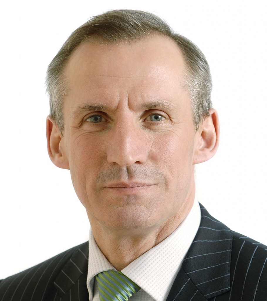 Bek Commane - Journalist Profile - Intelligent Relations