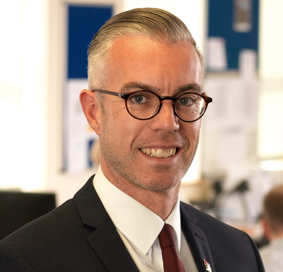 Building society first to offer intermediaries proc fees for retaining ...