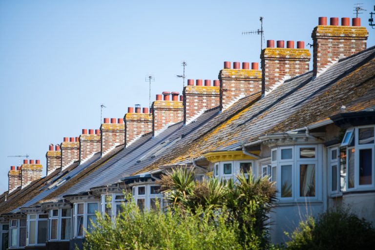 Average house price rises 3.8% to £270,000, ONS says – Mortgage Finance ...
