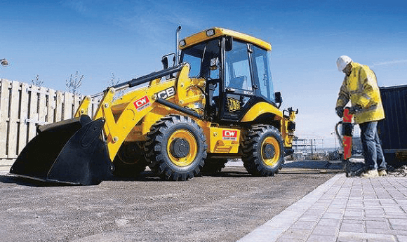 JCB 2CX Airmaster Digger - Plant Hire Guide