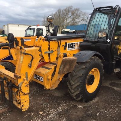 JCB 535-125 Hi-Viz Telehandler - Plant Hire Guide
