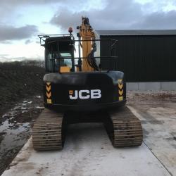 JCB JZ 140 Tracked Excavator - Plant Hire Guide