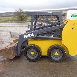 Thomas T150 Skid Steer Loader - Plant Hire Guide