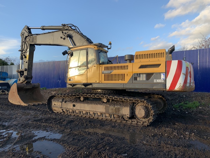 Volvo EC480 DL Excavator - Plant Hire Guide
