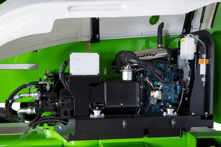 HR28 Hybrid Self Propelled Boom Lift - Plant Hire Guide