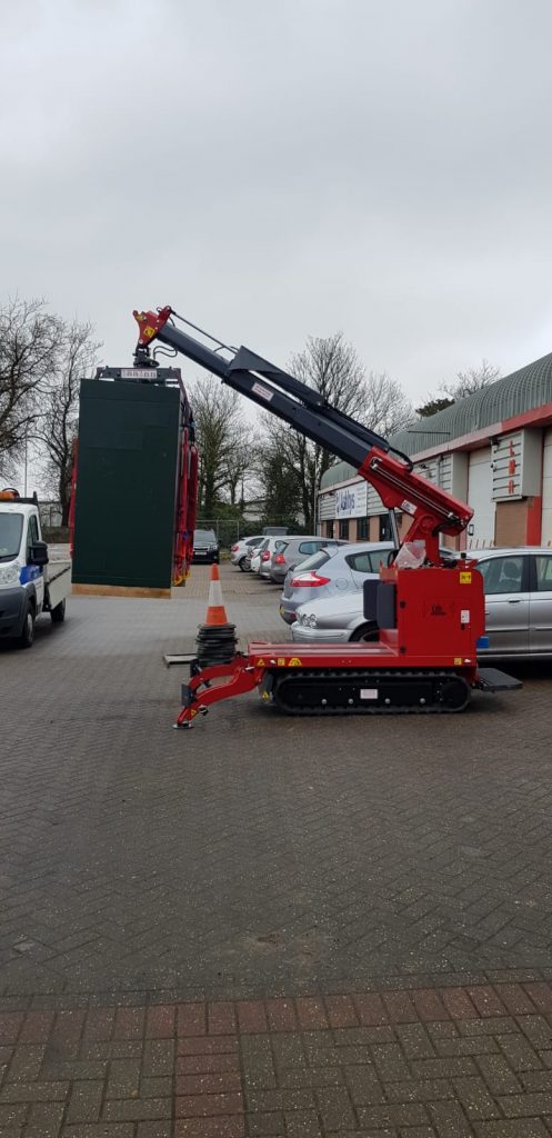 Hooka Lift & Carry Crawler Crane - Plant Hire Guide