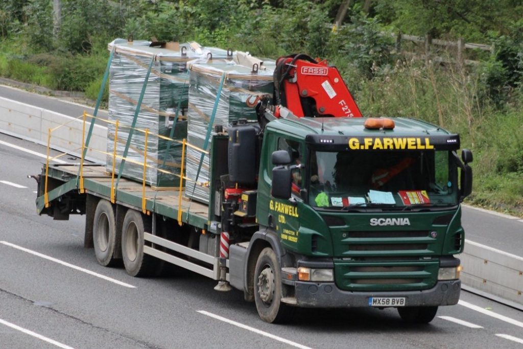 HIAB & GRAB LORRIES - Plant Hire Guide